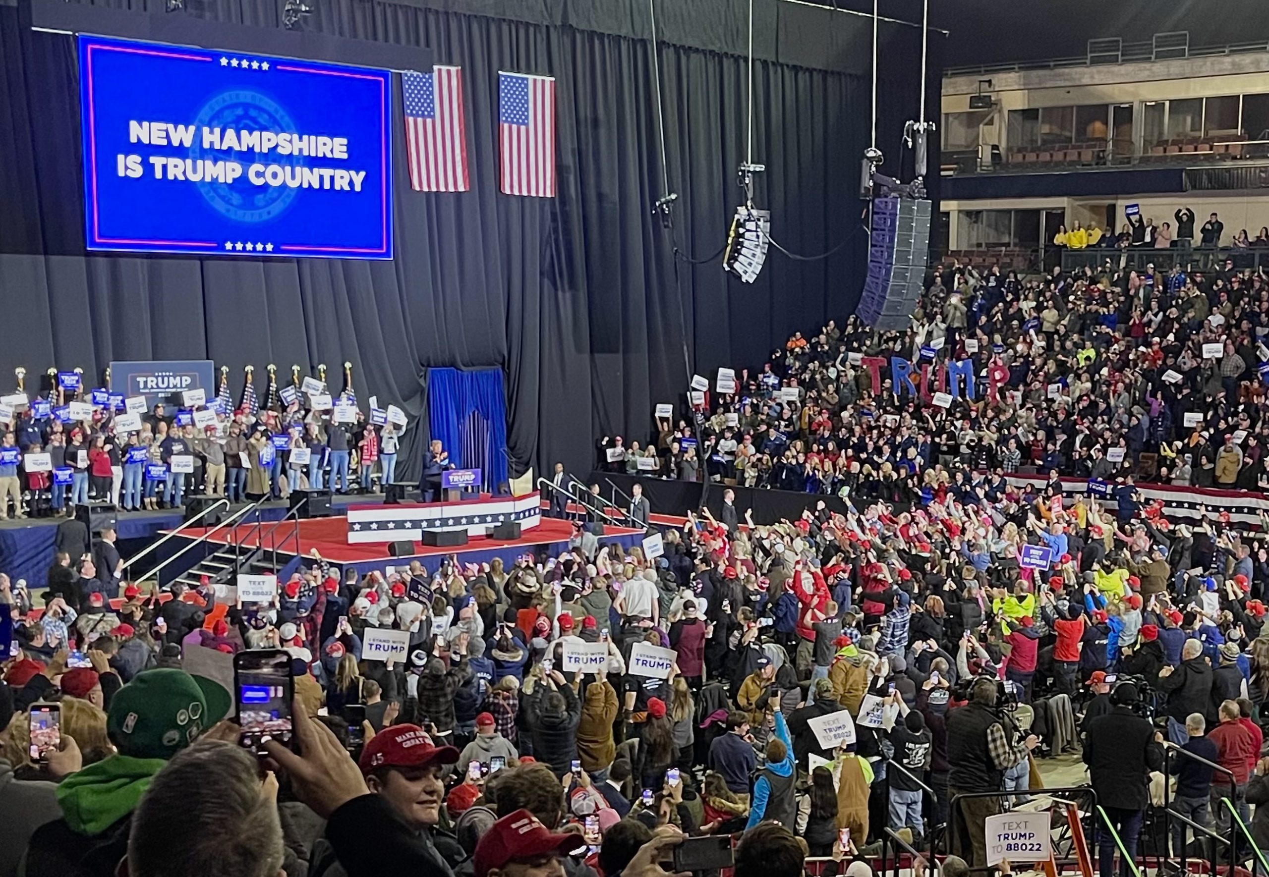 Donald Trump’s band of super-fans - Media and American Politics